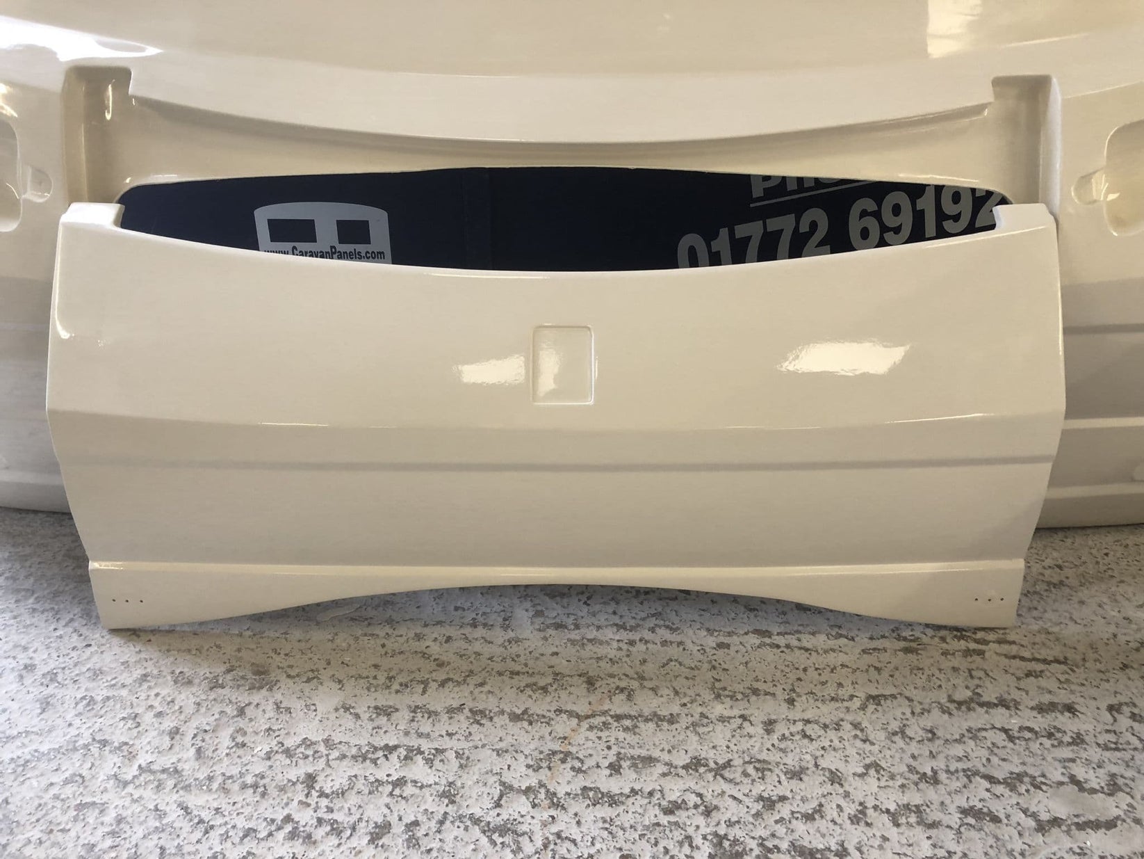 ABBEY CARAVAN FRONT PANEL 009 – Caravan Panels