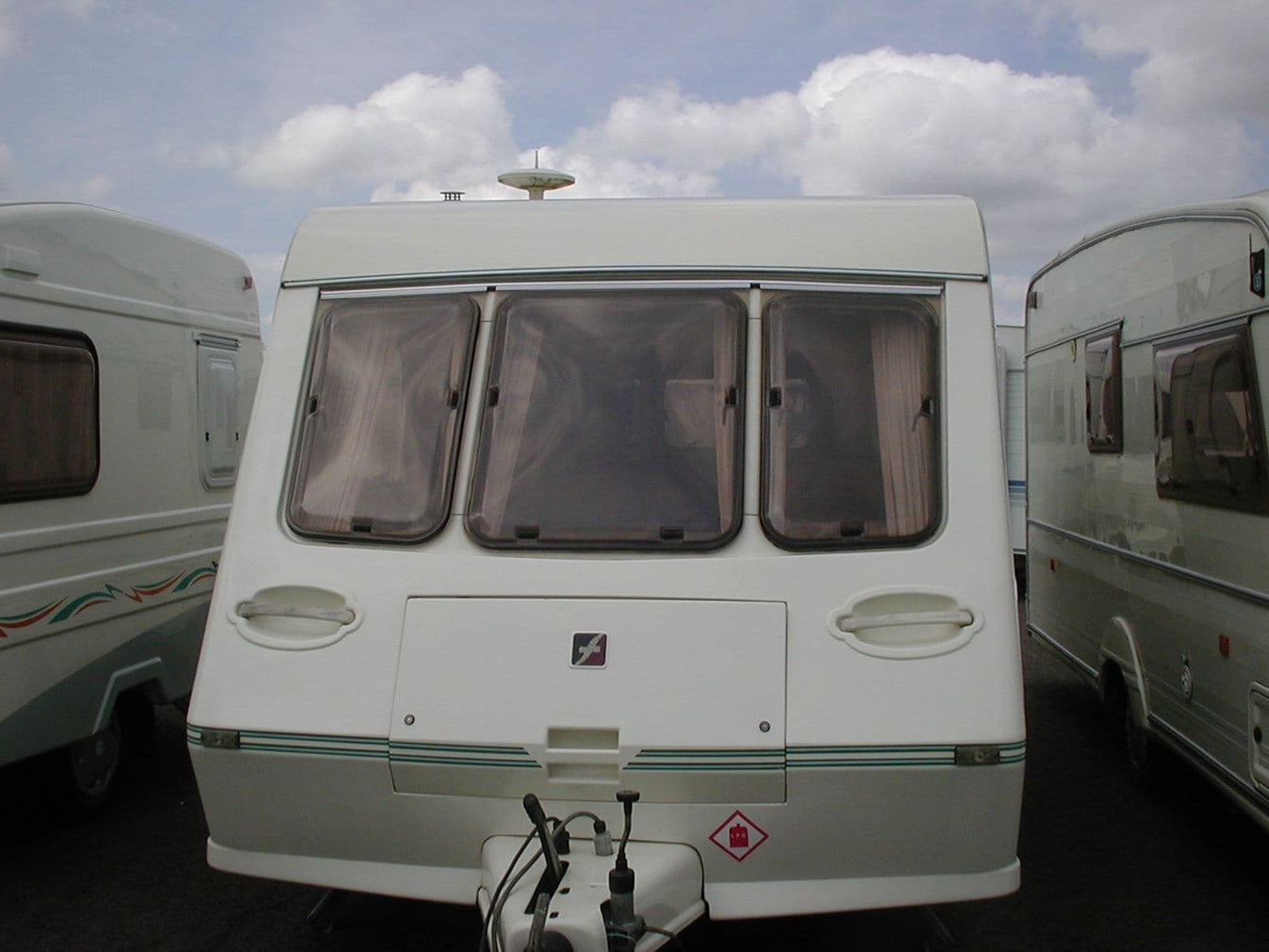 Fleetwood caravan locker lid 003 – Caravan Panels